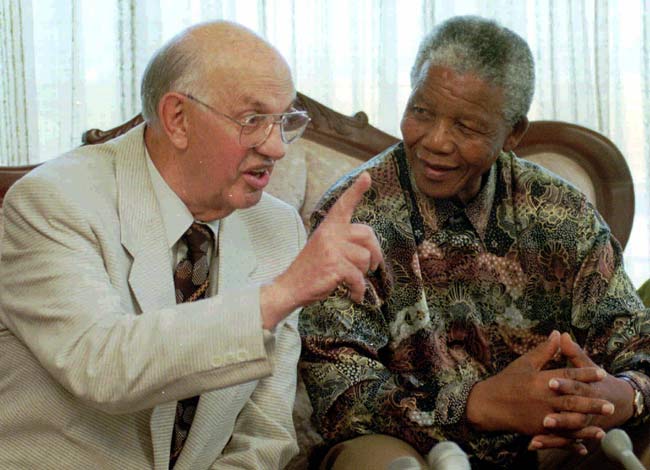 Muere Pieter Botha, símbolo del 'apartheid'