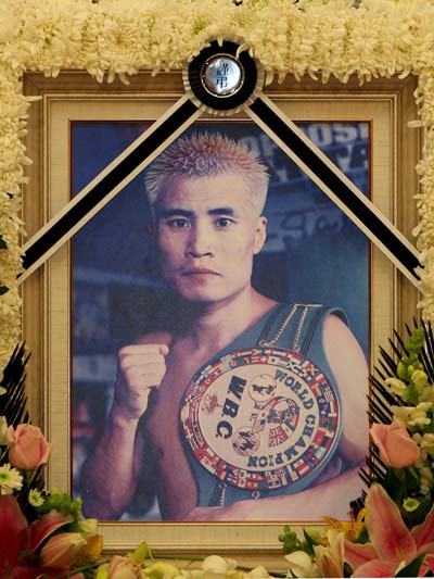 Muere el boxeador surcoreano que estaba en coma tras ganar un combate