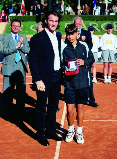 Foto: Rafa Nadal de niño y Carlos Moyá | Rafa Nadal: un gladiador en la ...