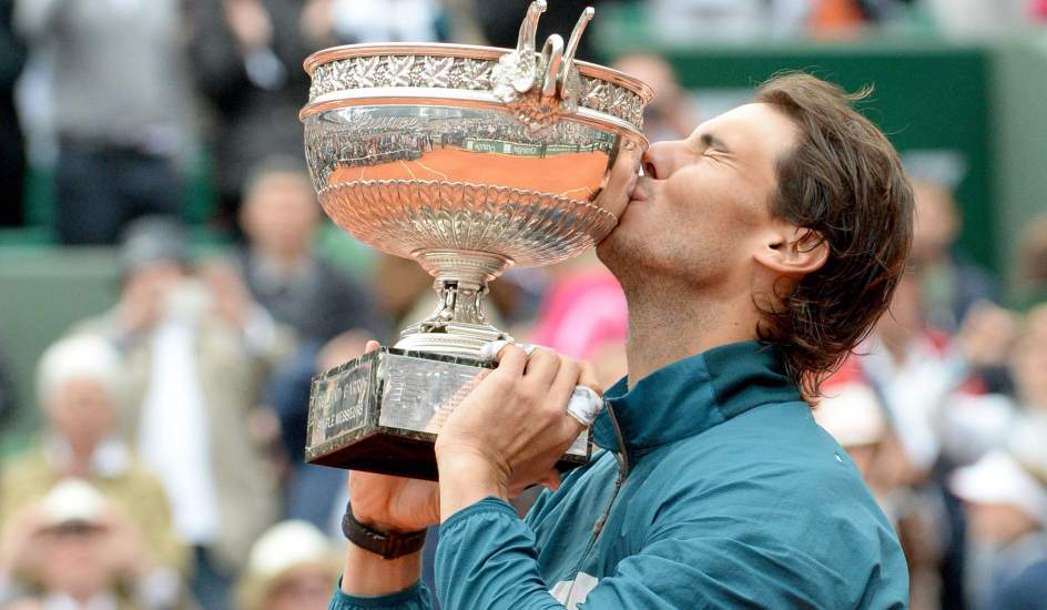 Rafael Nadal Alza La Copa De Los Mosqueteros Por Octava Vez Tras rafael-nadal-alza-la-copa-de-los-mosqueteros-por-octava-vez-tras
