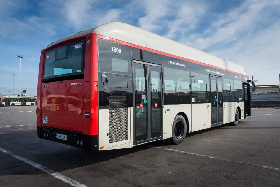 TMB incorpora a la flota de Barcelona 78 nuevos autobuses, 50 de ellos ...