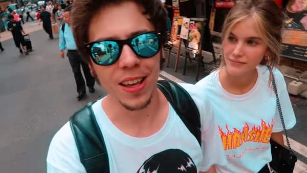 El Rubius presenta a su novia para evitar a los 'paparazzi'