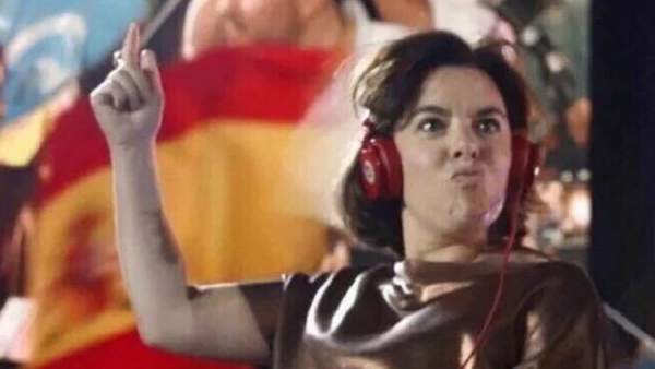 Los mejores memes de las elecciones: Sáenz de Santamaría, 'trending topic'